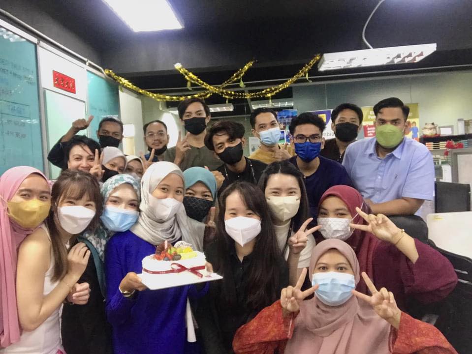 One Raffles Management Company Overview & Details - Maukerja