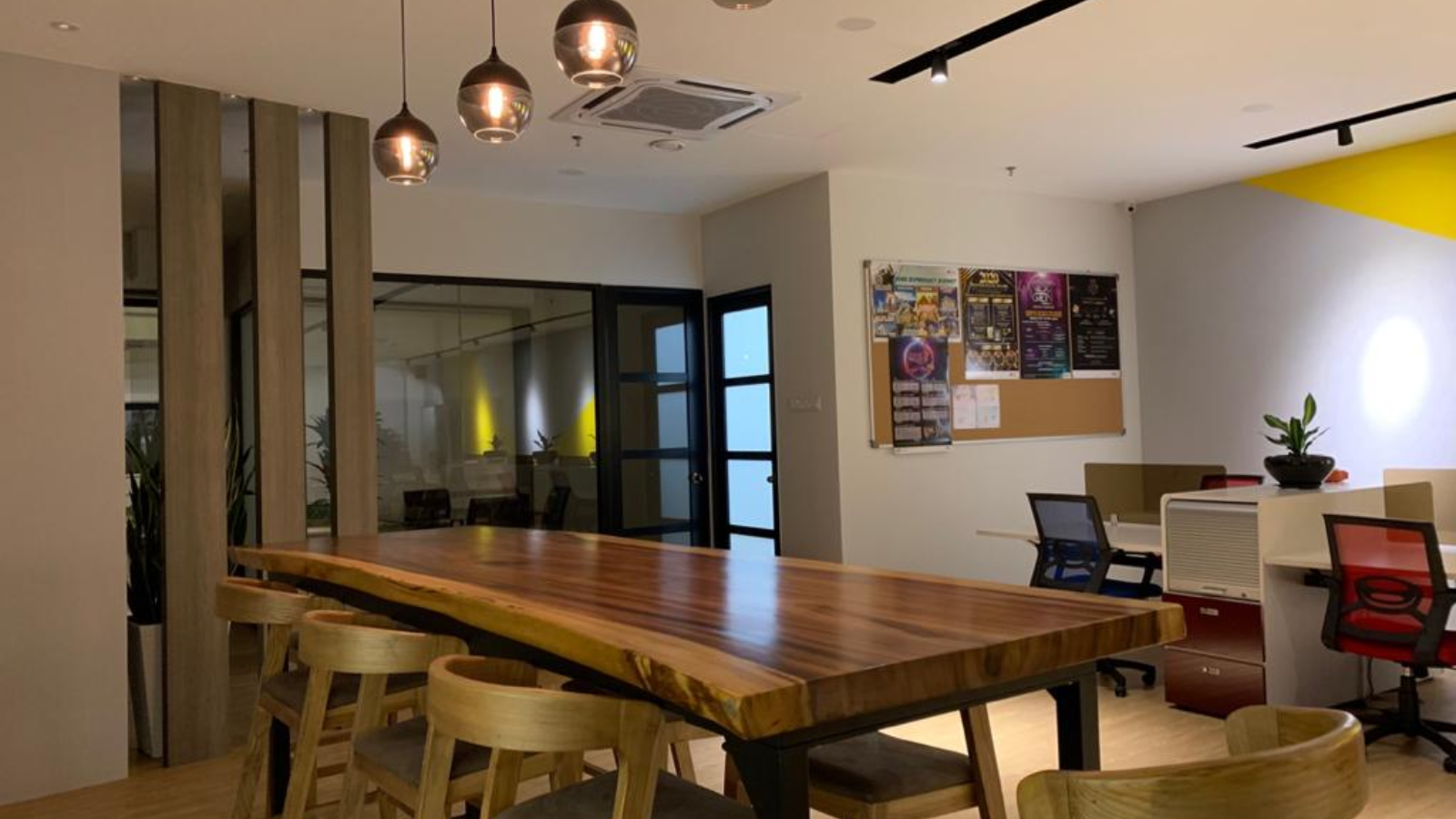 Leong Chee Onn Company Overview & Details - Maukerja