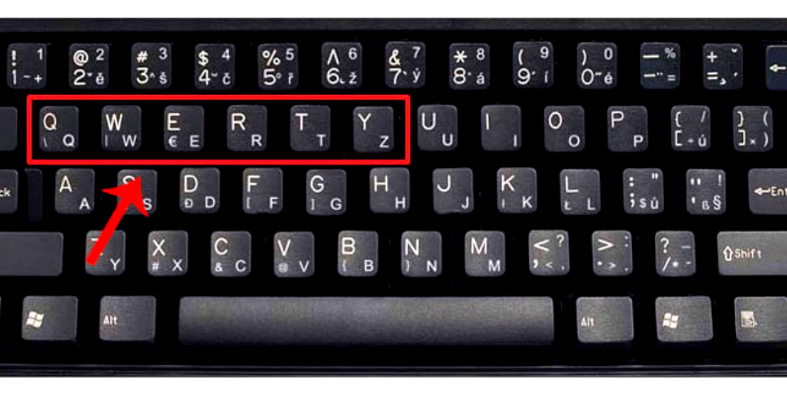 Susunan Keyboard Mesti Mula Dengan QWERTY & Bukan ABCD Kenapa Eh?