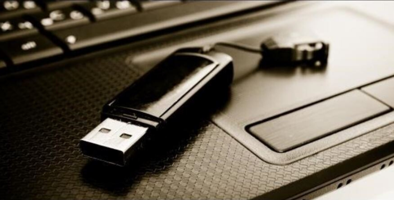 Bukan Setakat Boleh 'Transfer Data' Je, Ini 7 Lagi Fungsi Pendrive Yang ...